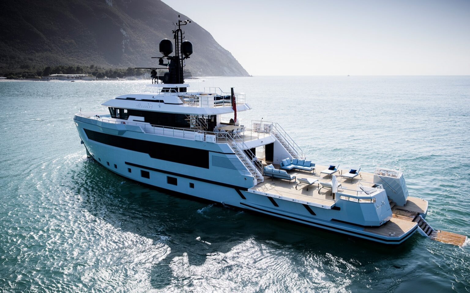 Expedition yachts - JONACOR YACHTS